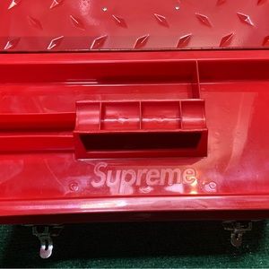 Supreme | Art | Supreme Fw8 Diamond Plated Tool Box Red White Box Logo ...